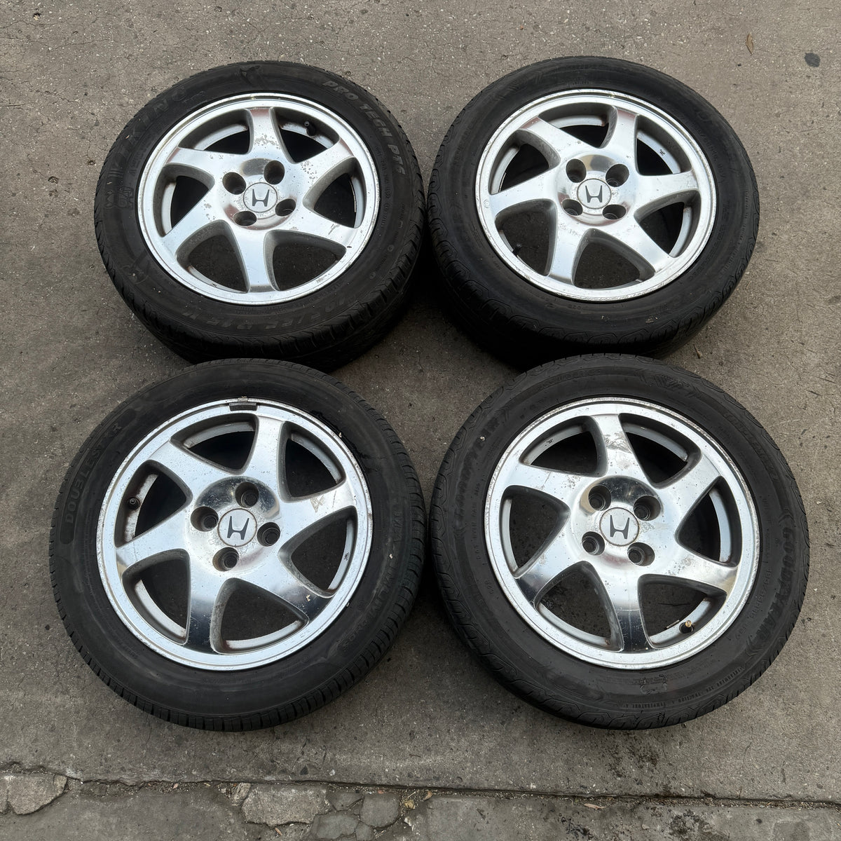 Honda Integra DC2 Blades 15" Wheels 15x6+45 4x100 — Type R Performance