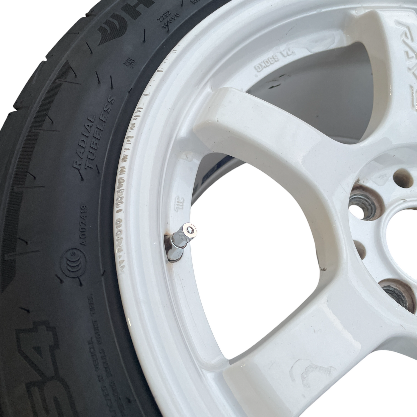RAYS Gramlights 57DR Wheels 15x8+28 4x100 White — Type R Performance