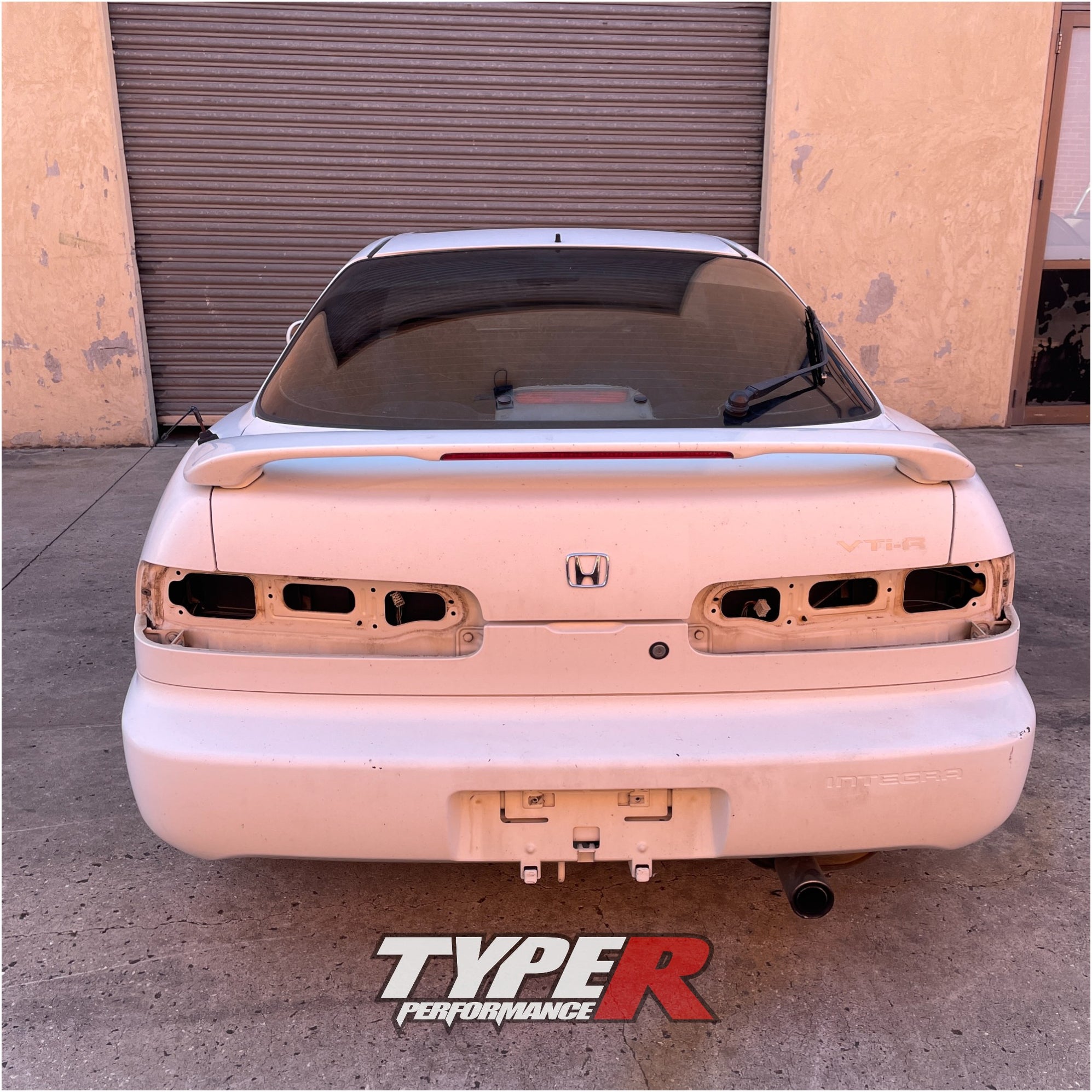 Wrecking 1995 Honda Integra DC2 VTi-R Manual — Type R Performance